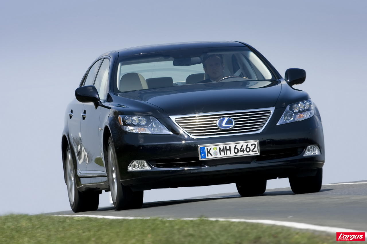 Diaporama et photos - Le Prince Albert de Monaco se mariera en Lexus ...