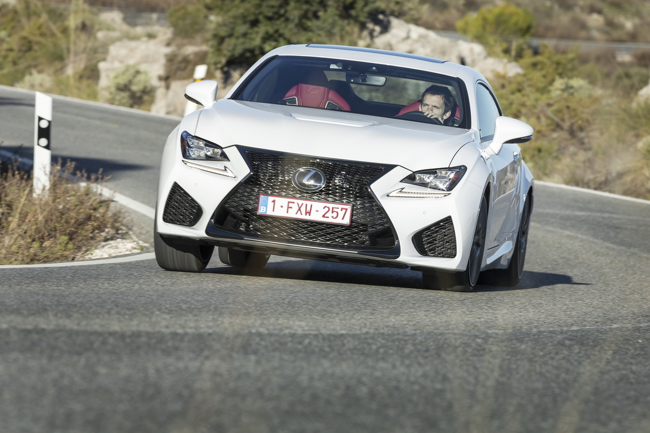 Bilan de l'essai Lexus RC F et bonus vidéo