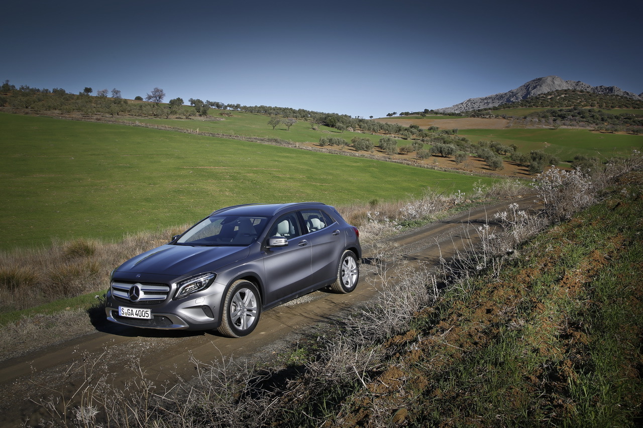 Diaporama et photos - Essai du Mercedes GLA (2014) : un avant goût de ...