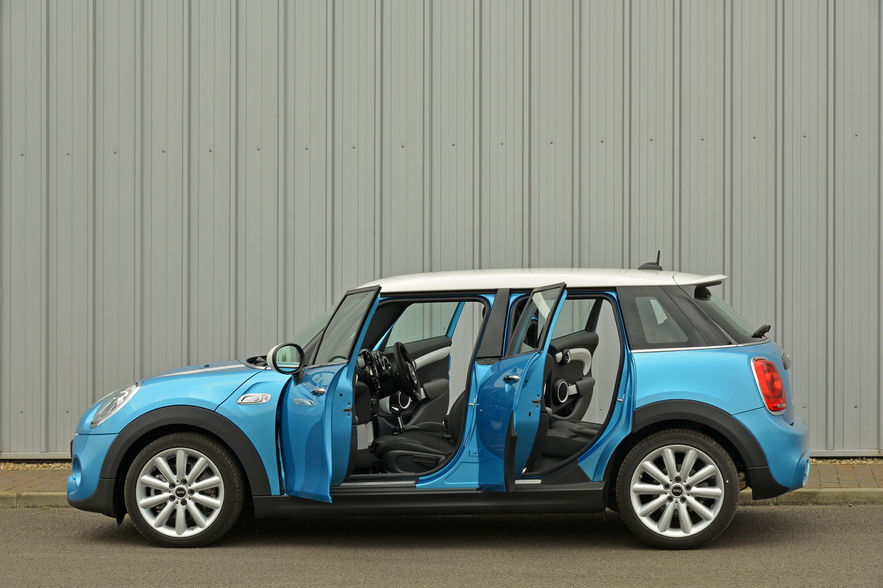 Essai nouvelle Mini 5 portes : une Mini Cooper SD moins mini