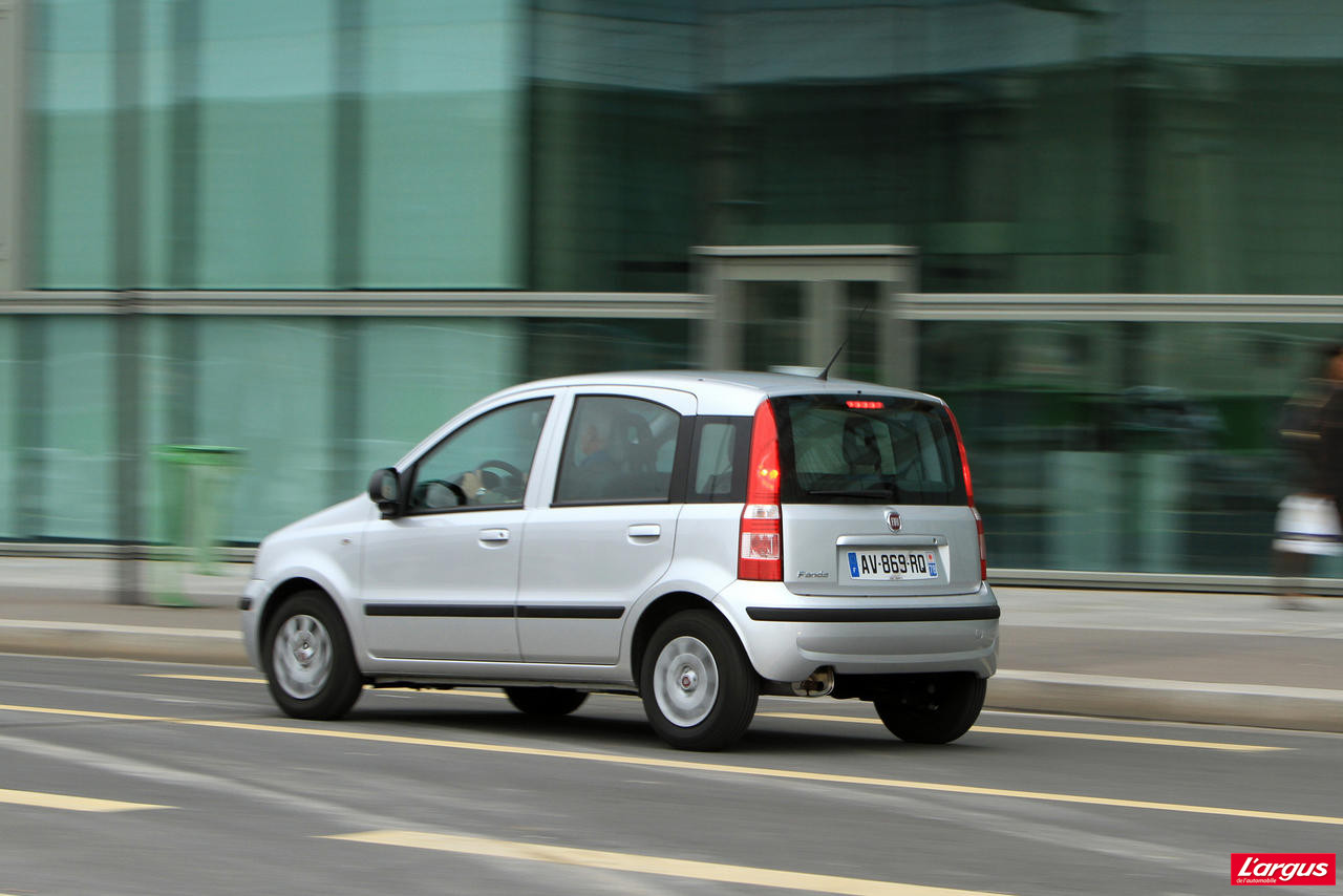 Photo 1 - Fiat Panda, 500 et Abarth 500 à l'atelier