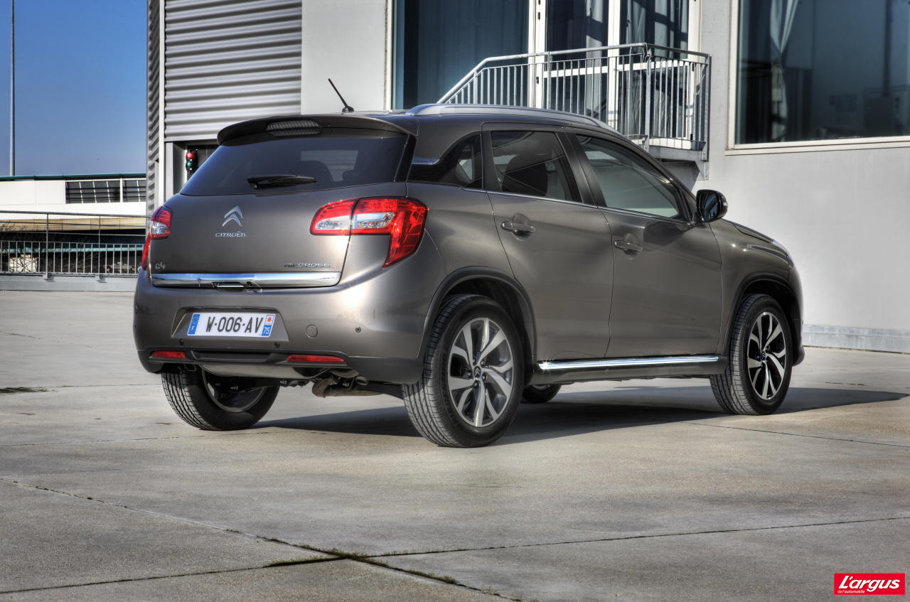 Citroen C4 AirCross - La gamme et les tarifs - Salon de Genève 2012
