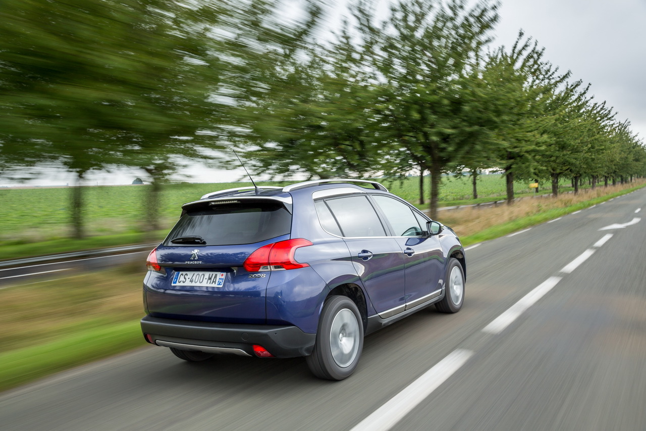 Diaporama et photos - Acheter une voiture neuve : essence ou diesel ...