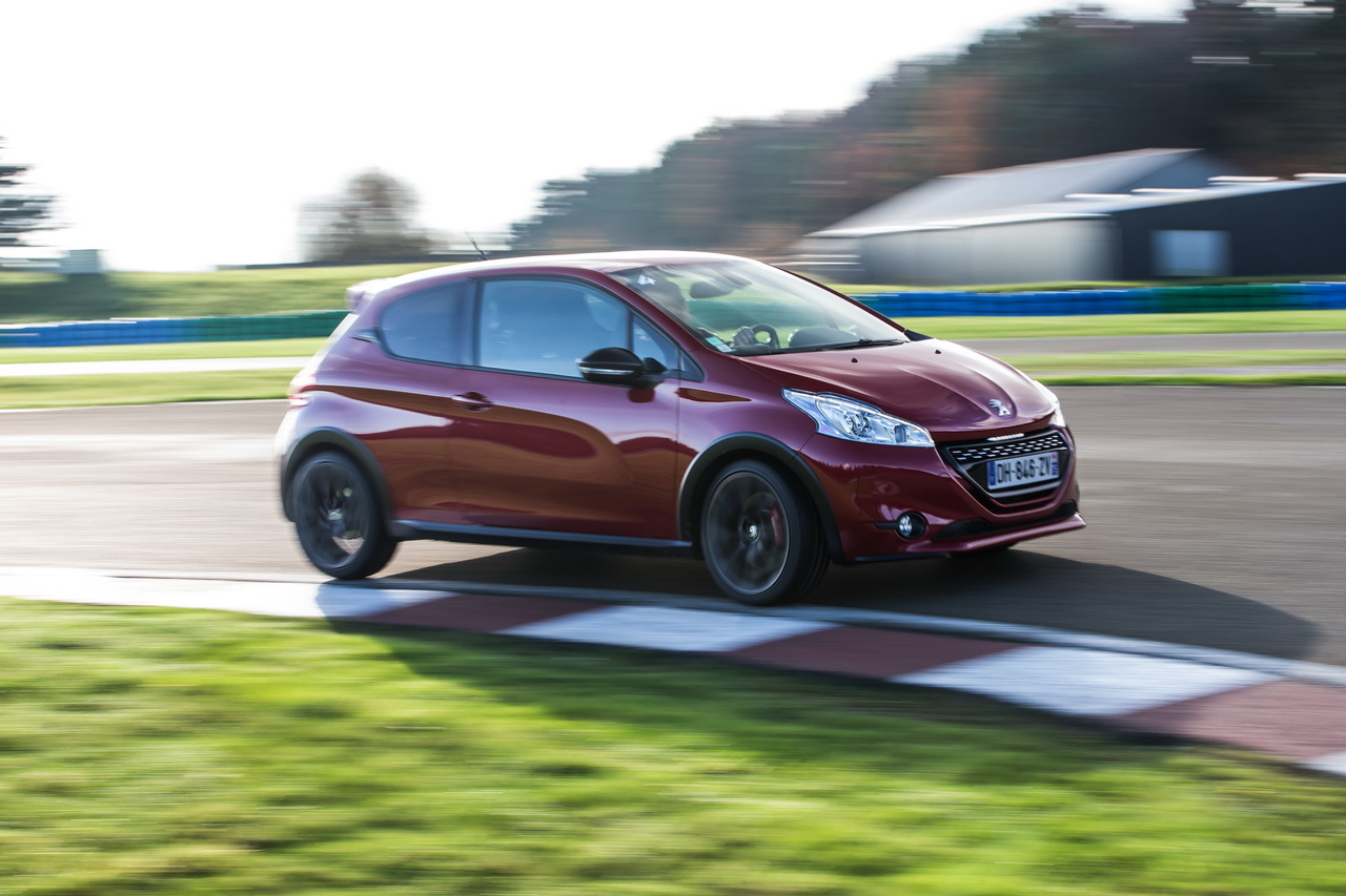 Photo 31 - Essai Peugeot 208 GTi 30th : Hommage sportif à la 205 GTi
