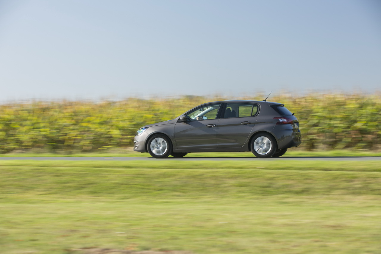Diaporama et photos - Essai de la Peugeot 308 HDi 92 (2013) | L'Argus