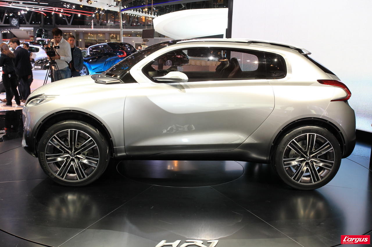 Peugeot-HR1_02 - Renouveau confirmé - Salon de l'auto 2010