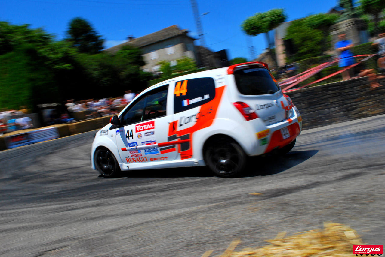L'argus au rallye du Rouergue en Twingo R2 Evo