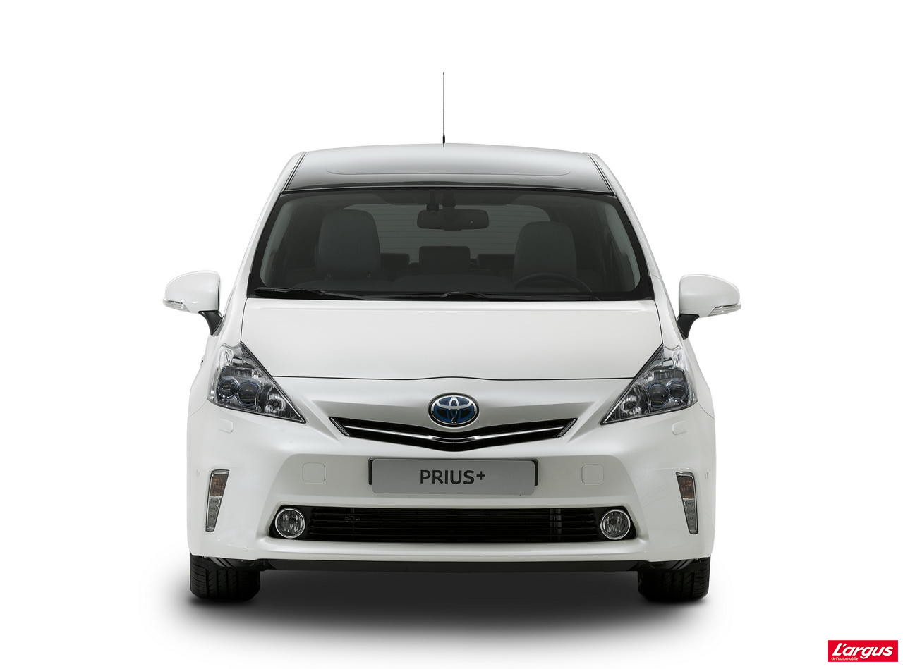 Toyota_Prius+_09 - De cinq à sept - Salon de Genève 2011