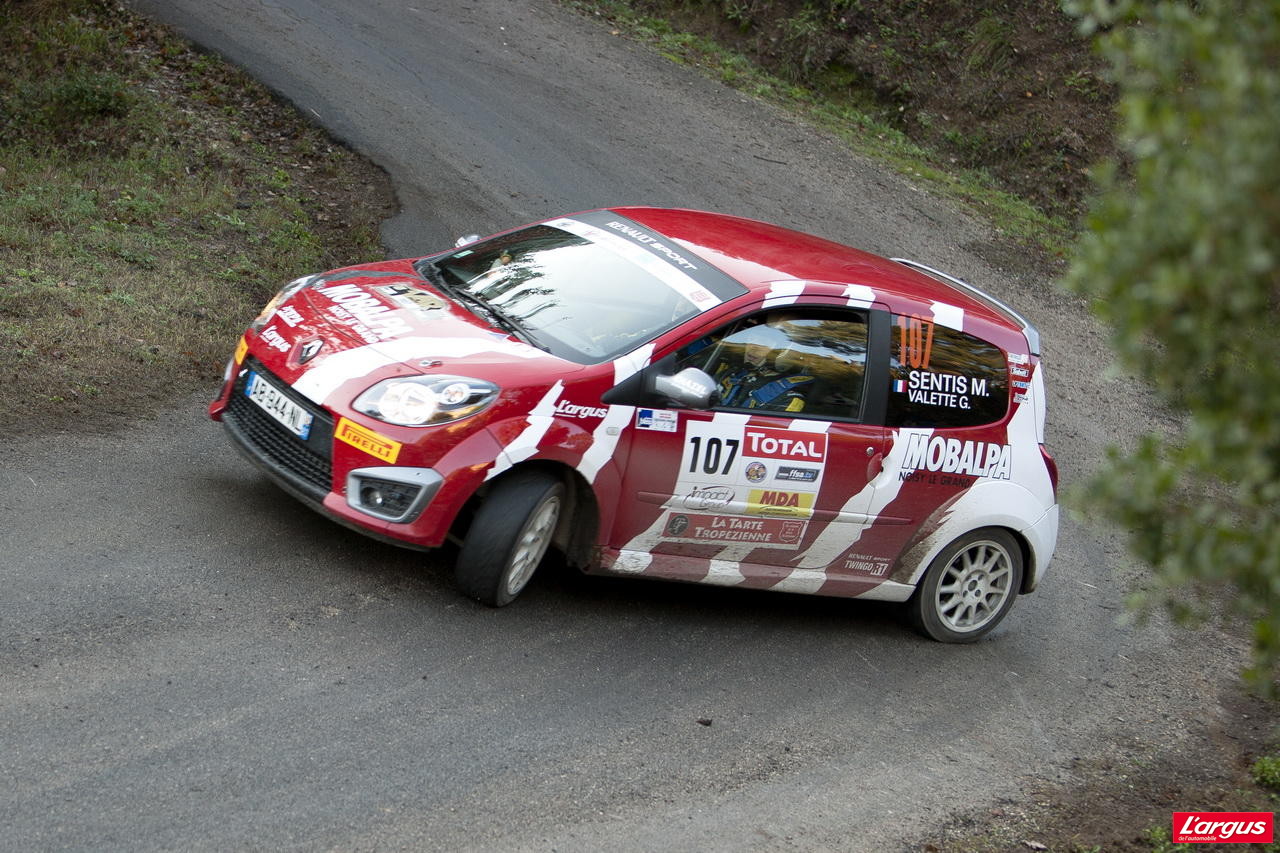 Photo 12 - L'argus au rallye du Var 2011 en Twingo R1