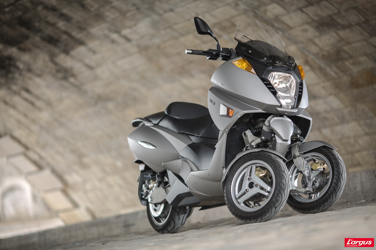 Vectrix VX-3 : le trois roues électrique se pose en nouvelle référence ...