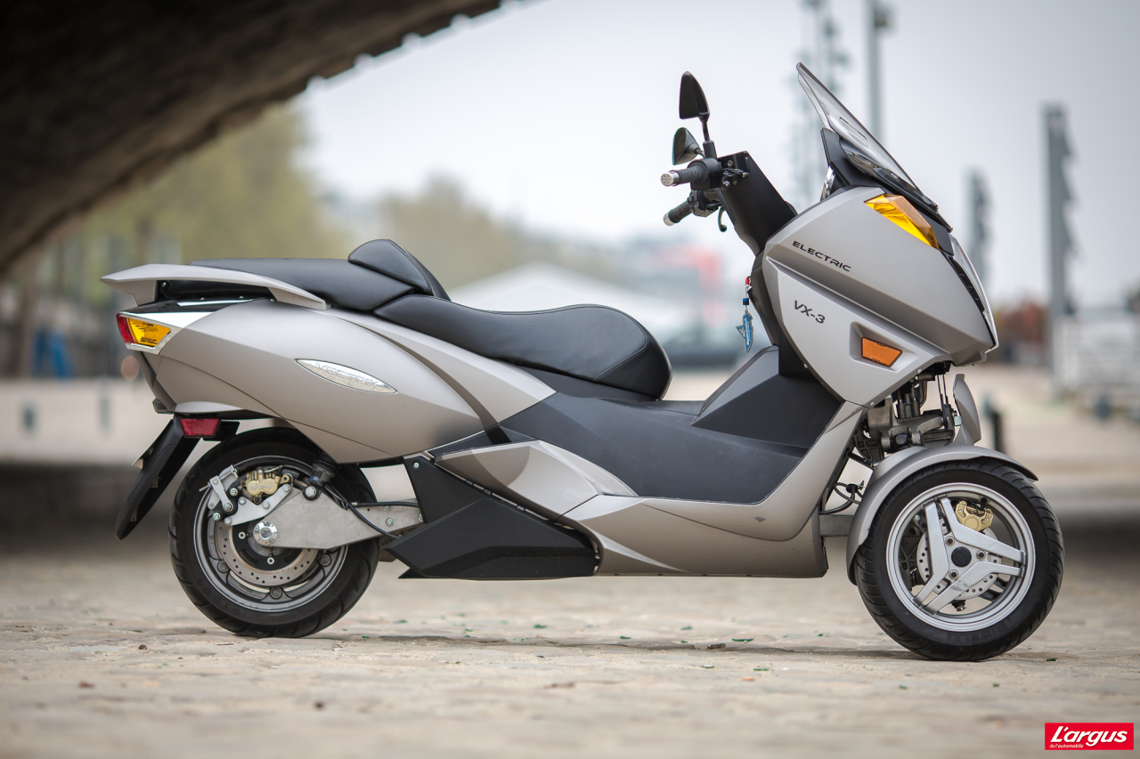 Diaporama et photos - Vectrix VX-3 : le trois roues électrique se pose en nouvelle référence | L ...