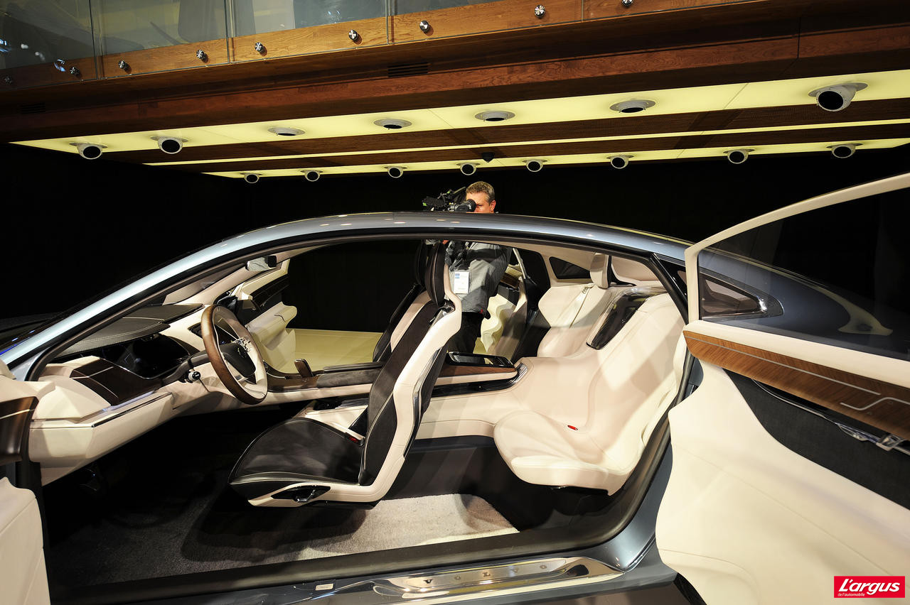Volvo-Concept-you_01 - La version européenne - Salon de Francfort 2011