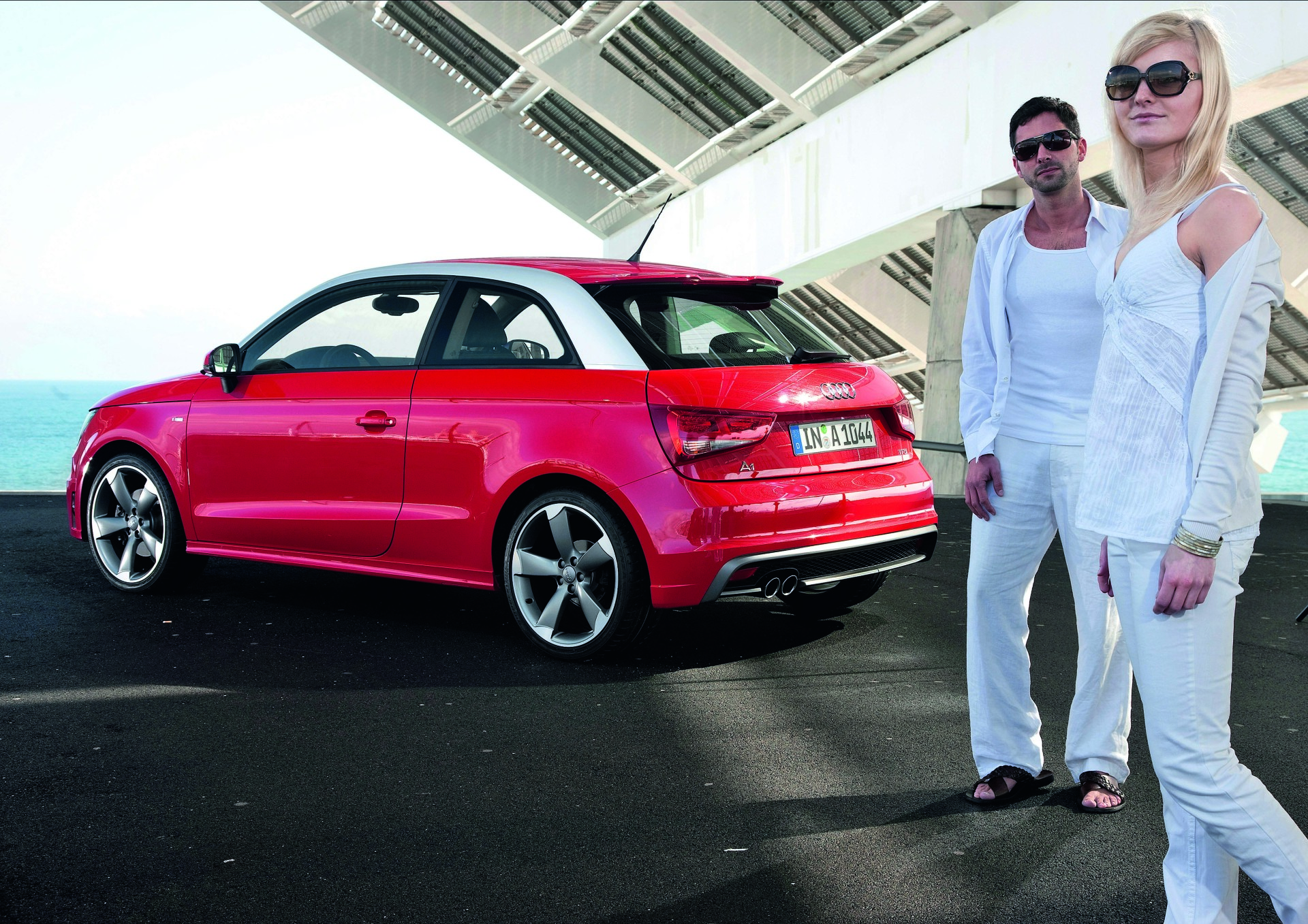 Photo 21 - audi a1 première génération vue arrière rouge - En images ...