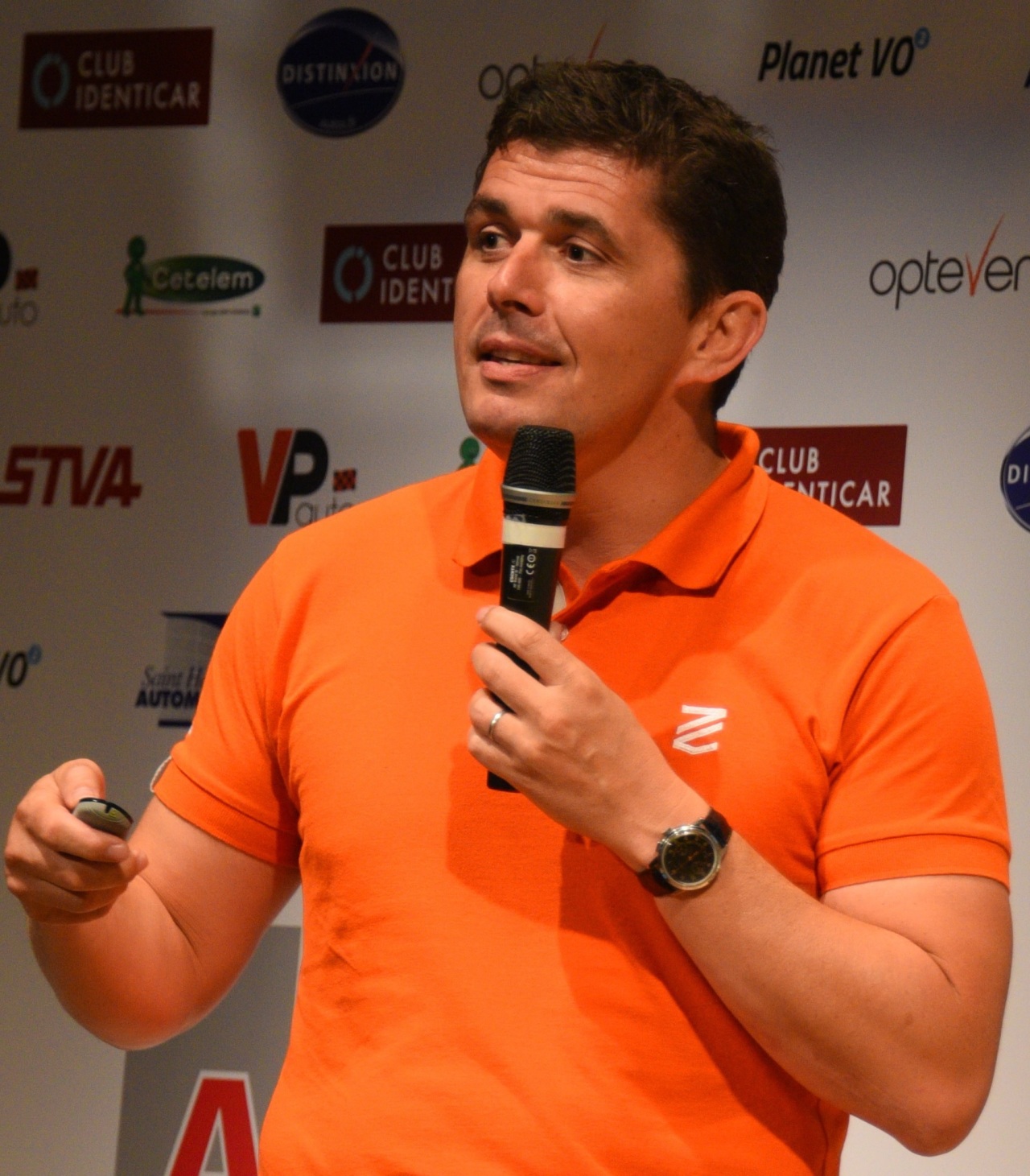 Les plateformes digitales : une autre façon de vendre des autos