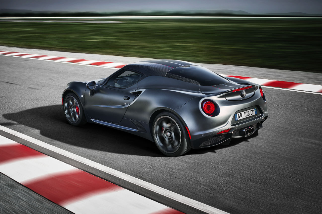 Alfa Romeo 4C : les séries limitées Competizione et Italia disponibles