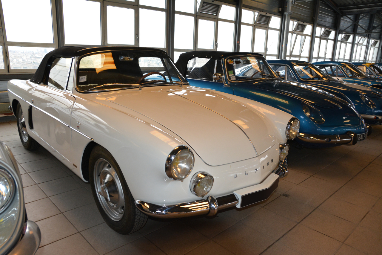 Photo 5 - Alpine A108 Cabriolet - Alpine : la collection privée de Jean ...