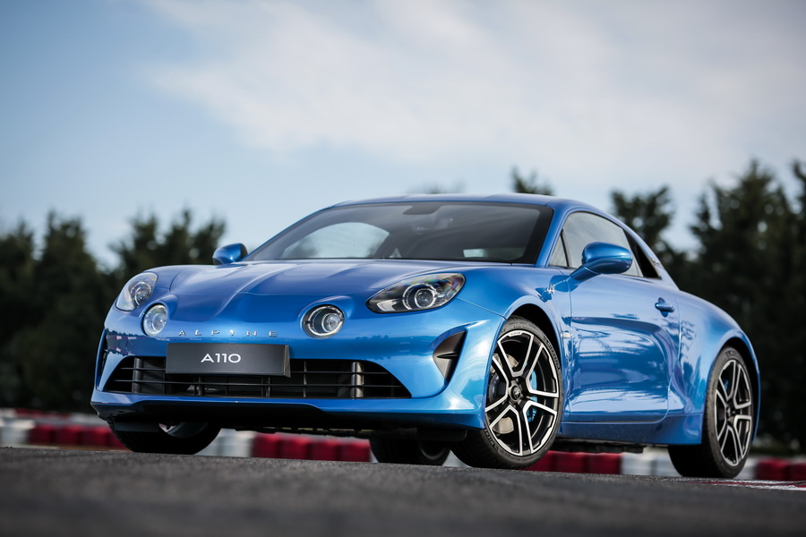 Photo 1 - Alpine A110 2017 Premiere Edition bleu avant droit - L'Alpine ...