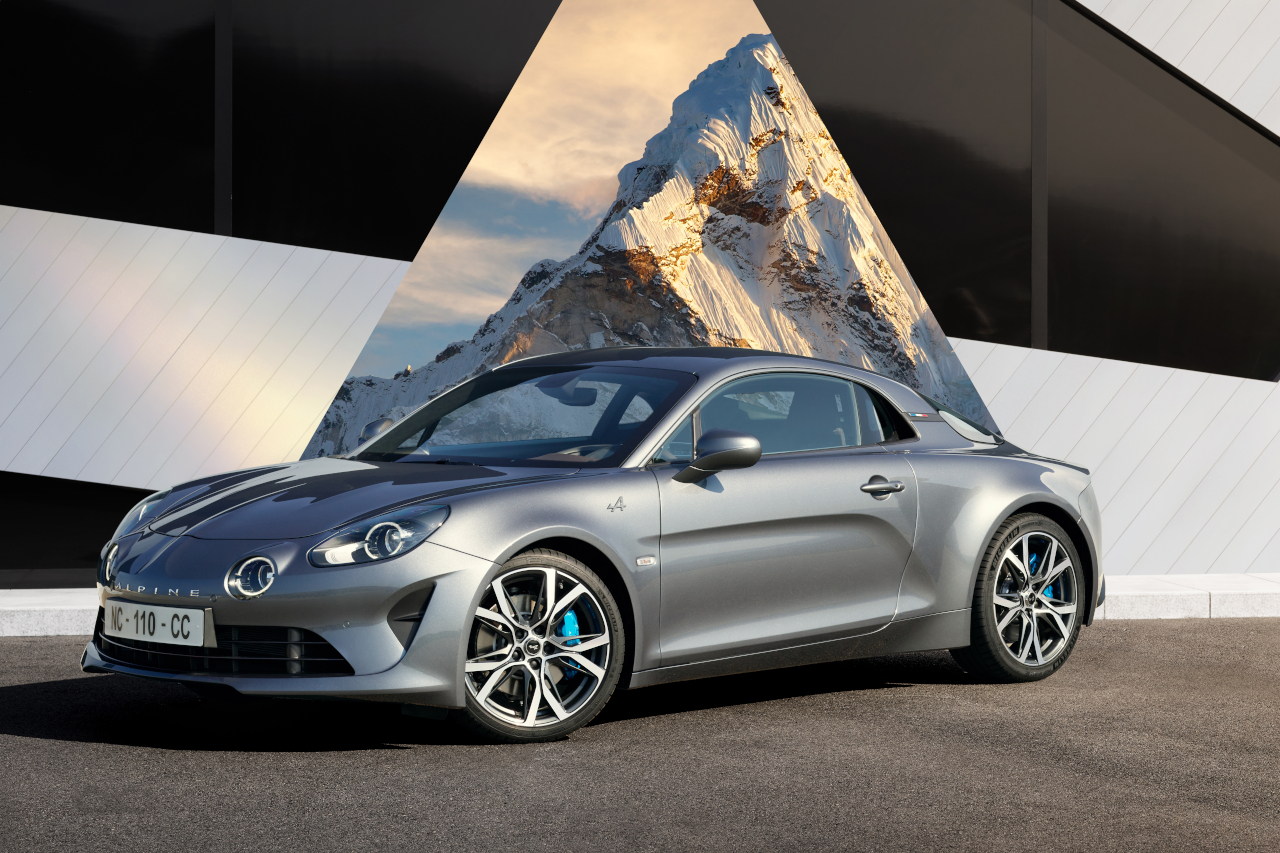 Alpine A110 (2022). Jusqu'à 300 ch, gamme et système multimédia revus