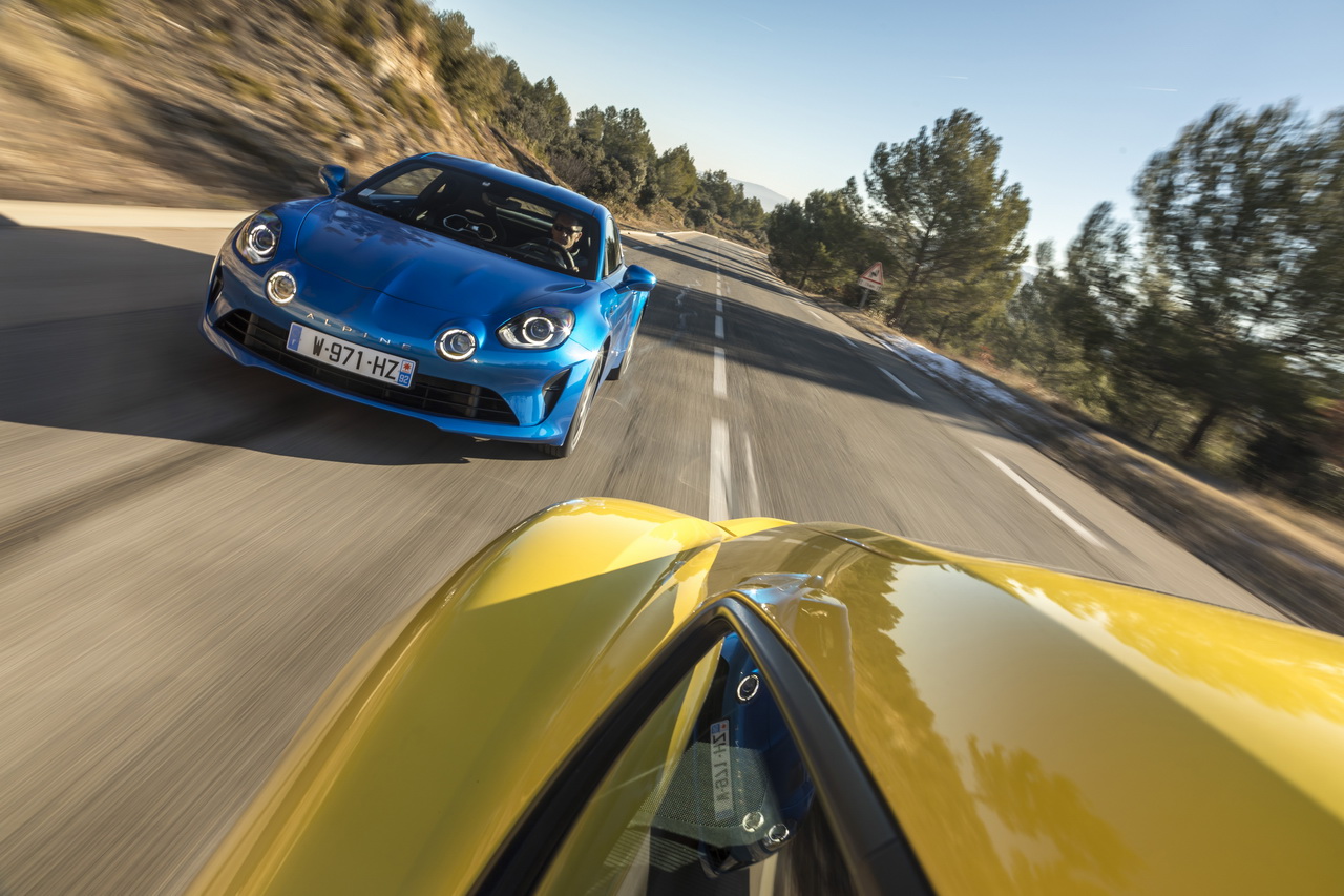 A conduire: la leçon de légèreté de l?Alpine