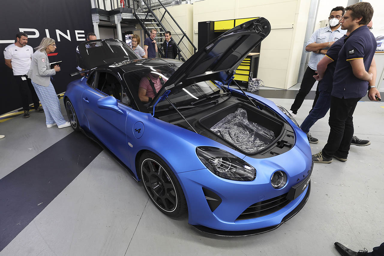 Photo 21 - Alpine A110 R coffre avant - Alpine A110 R (2022). Prix, infos, essai et fiche ...