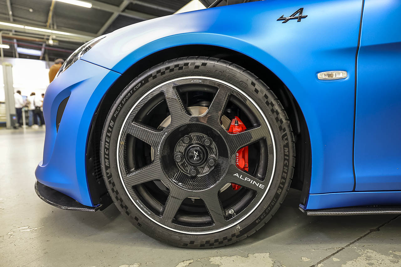 Alpine A110 R (2022). Prix, infos, essai et fiche technique officielle