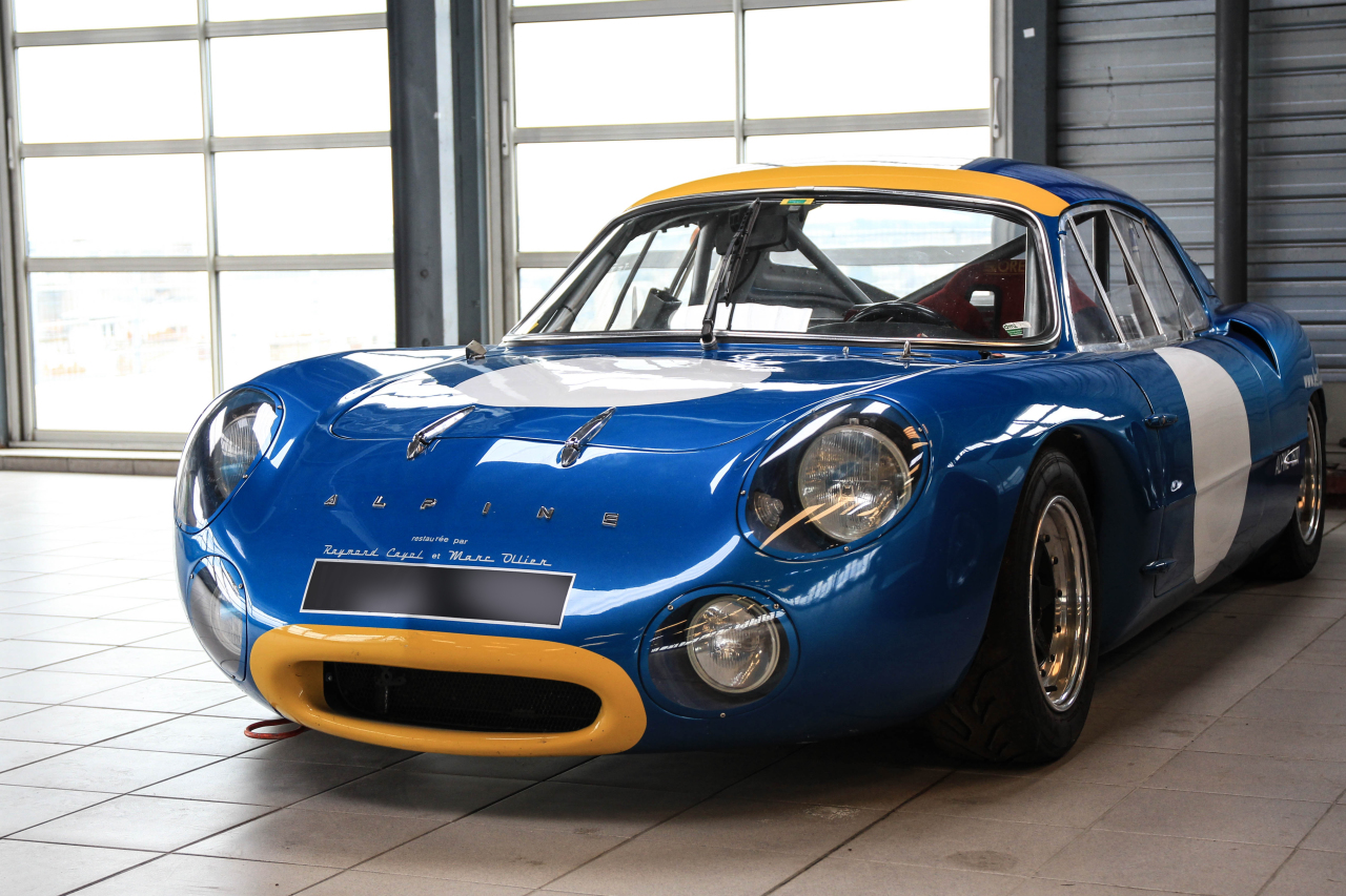 Photo 10 - 3/4 avant Alpine M63 de 1963 - Alpine Renault : photos de l ...