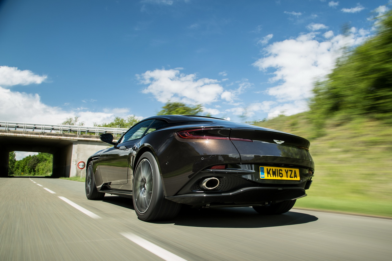 Diaporama et photos - Essai Aston Martin DB11 : la plus fascinante des ...