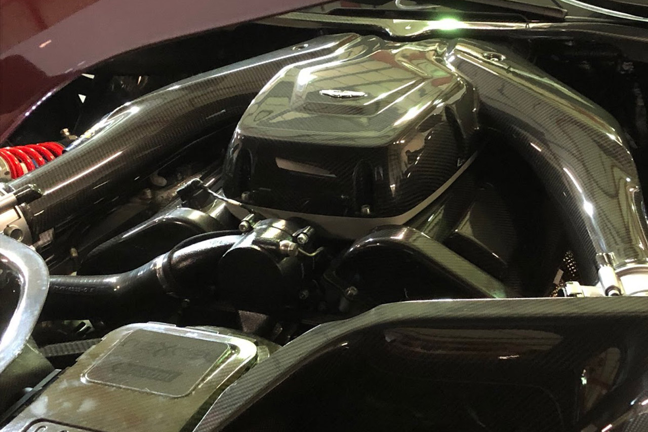 L'Aston Martin Vulcan prend la route