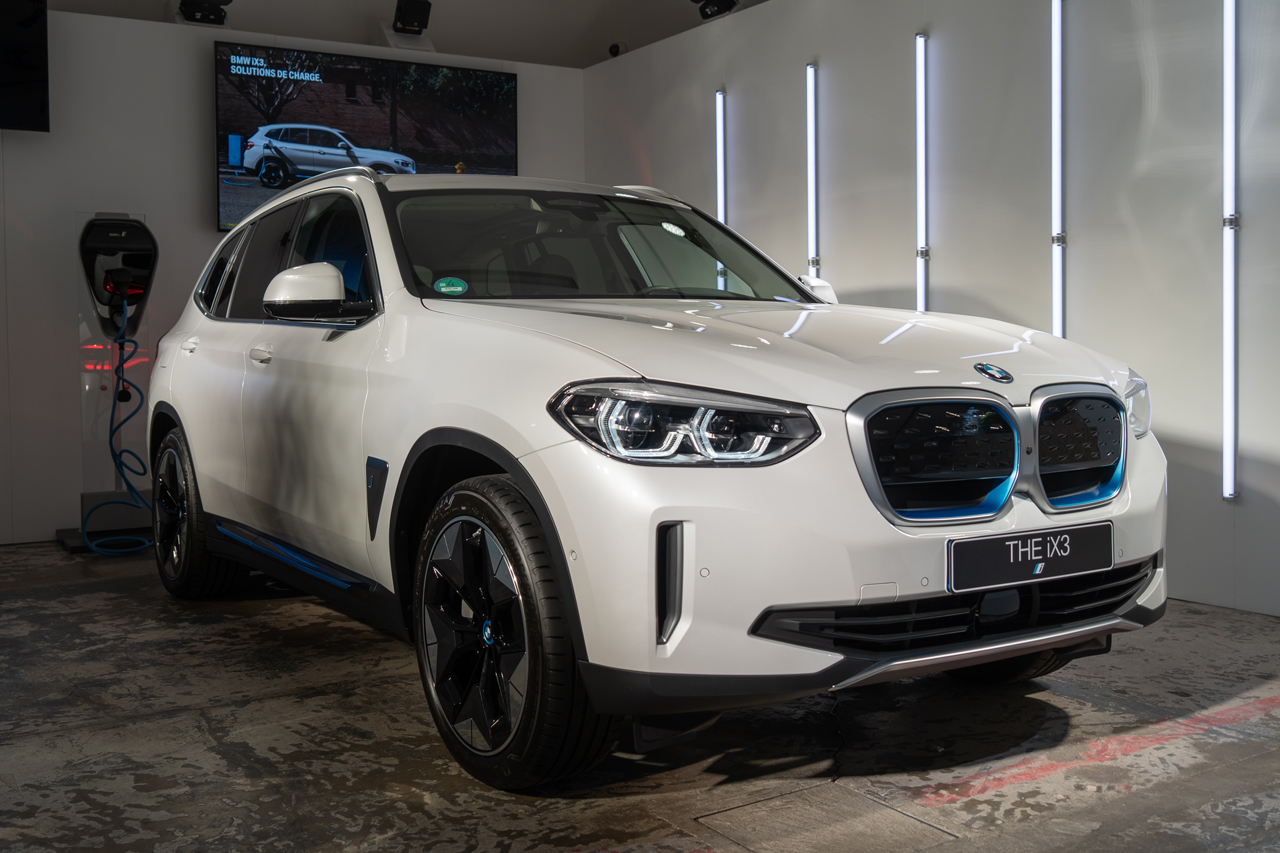 Photo 3 - BMW iX3 2021 SUV 100% électrique - BMW iX3 (2021) : nos impressions à bord du 1er SUV ...