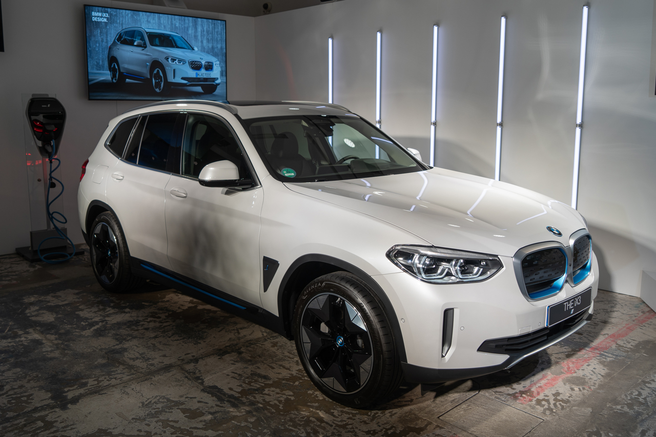 Photo 2 - BMW iX3 2021 SUV BEV prix - BMW iX3 (2021) : nos impressions à bord du 1er SUV ...