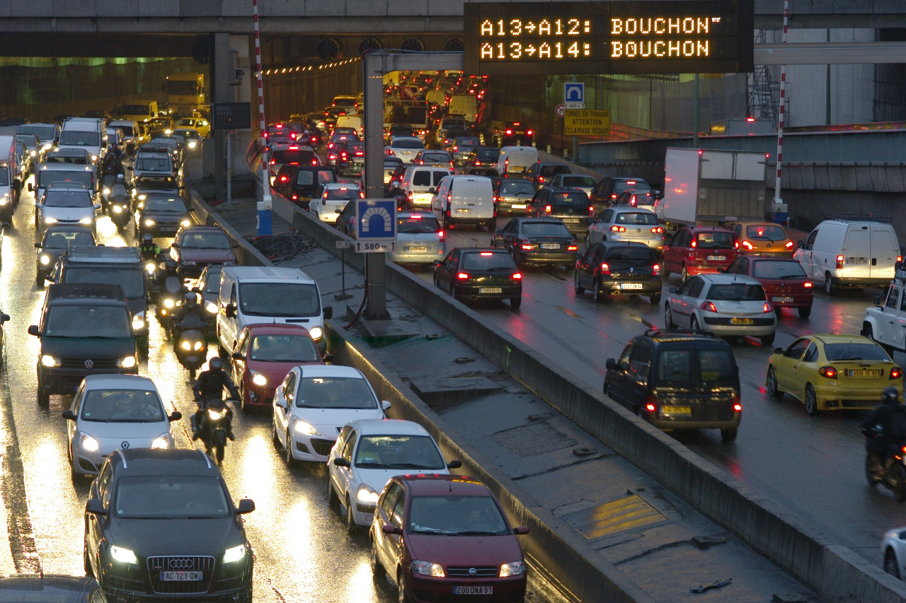 Trafic routier en France. Embouteillages en nette baisse en 2020