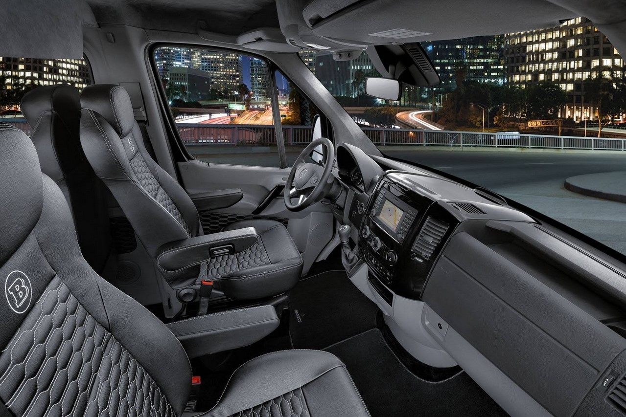 Brabus VIP Conference Lounge : le Sprinter façon bureau de luxe