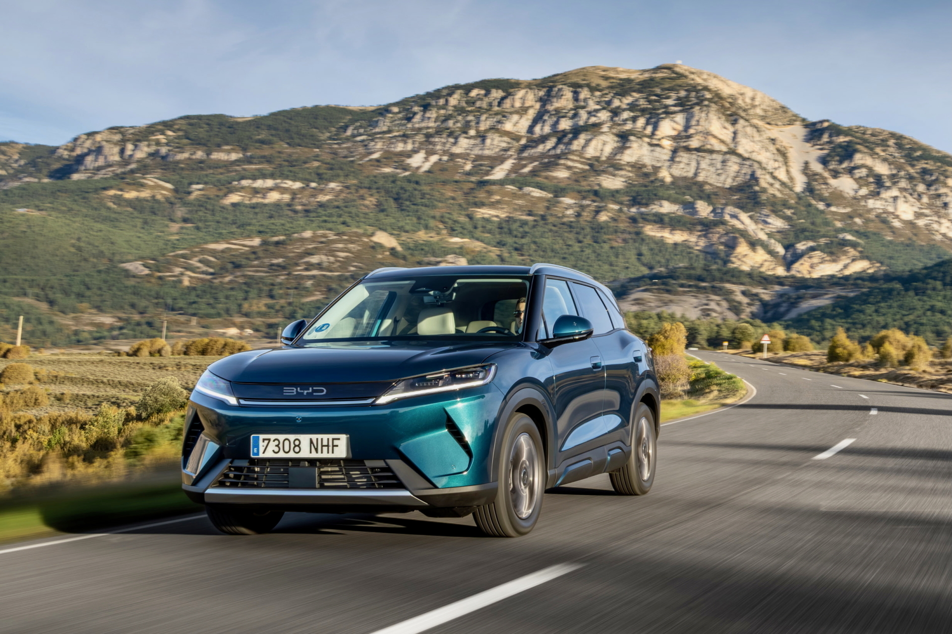 ALFA ROMEO 156 : actus, essais, fiches techniques, prix du neuf, cote ...