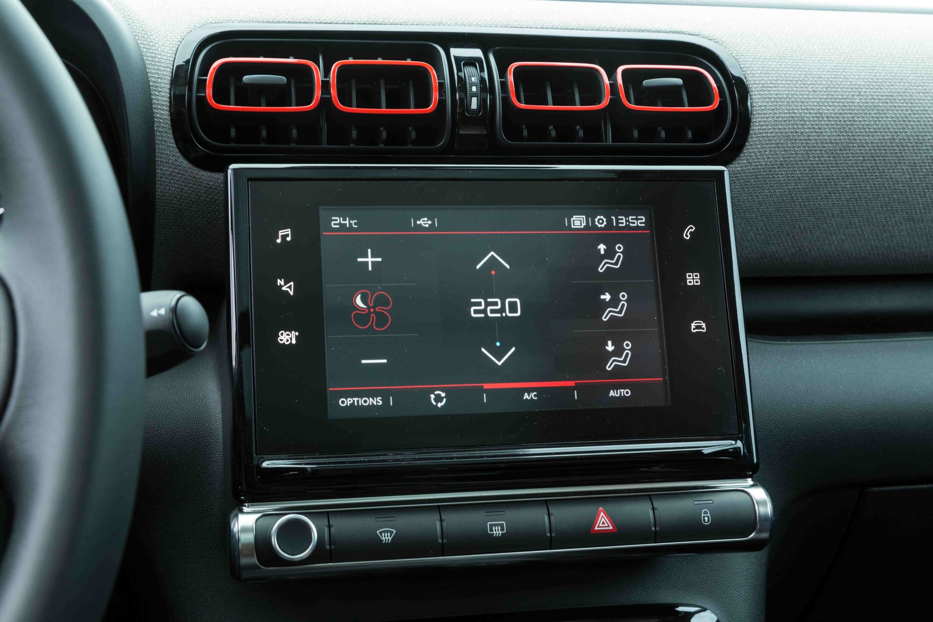 Photo 39 - gps ecran tactile dans citroen c3 aircross - Essai Citroën ...