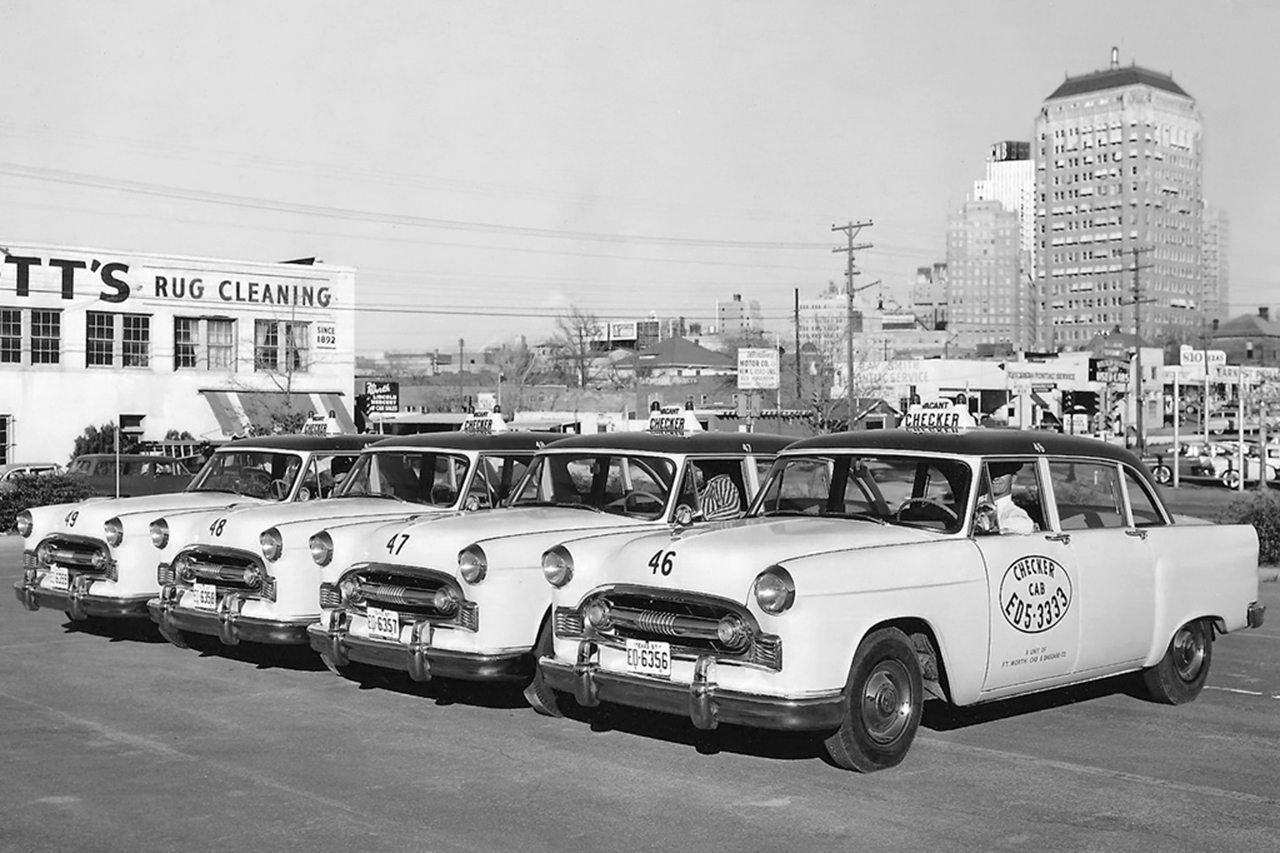 Photo 9 - Checker Model A8 - Les taxis du monde les plus insolites
