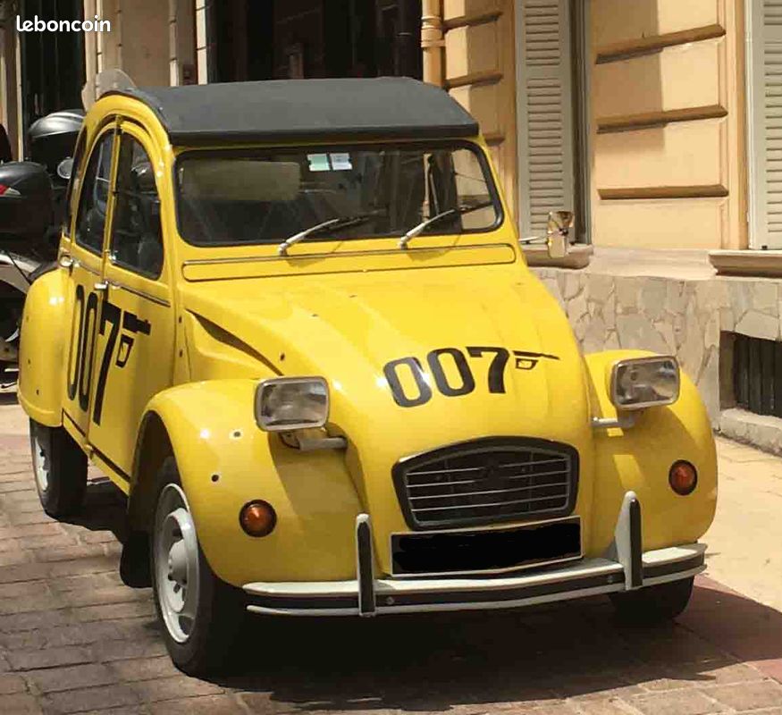 Photo 4 - citroën 2cv 007 - Rouler dans la même voiture que James Bond ...