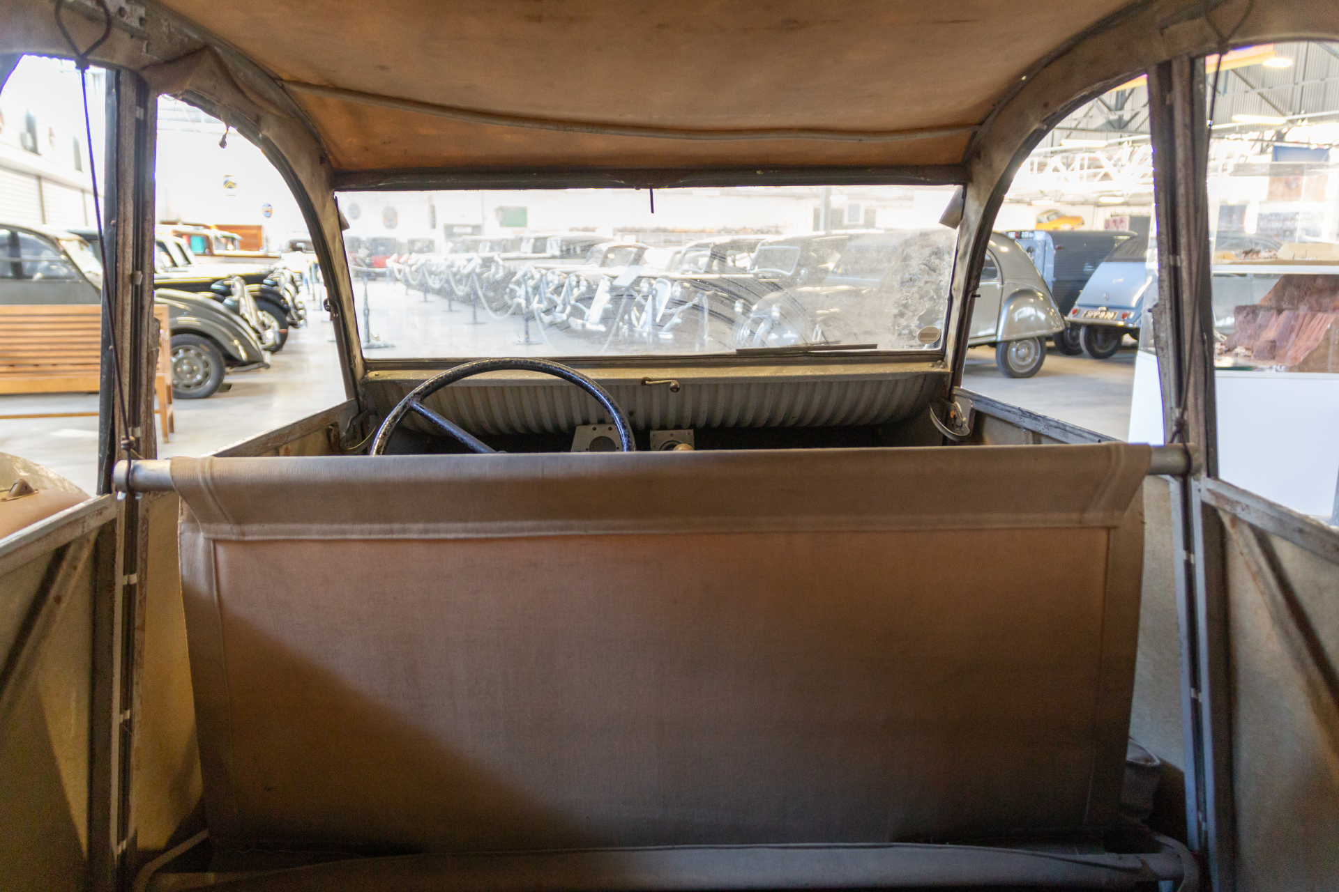 Photo 12 - Prototype Citroën TPV 1936 - La Citroën 2CV a 70 ans ...