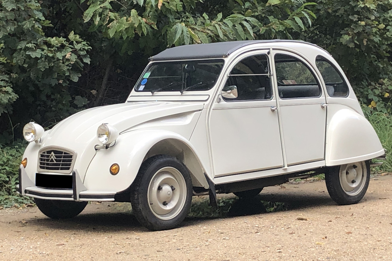Citroën 2CV6 Spécial (1989). Un exemplaire avec 5 720 km à vendre