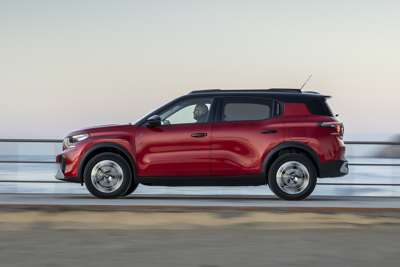 Laffite Automobili. L'hypercar, la GT et le SUV coupé électriques en photos