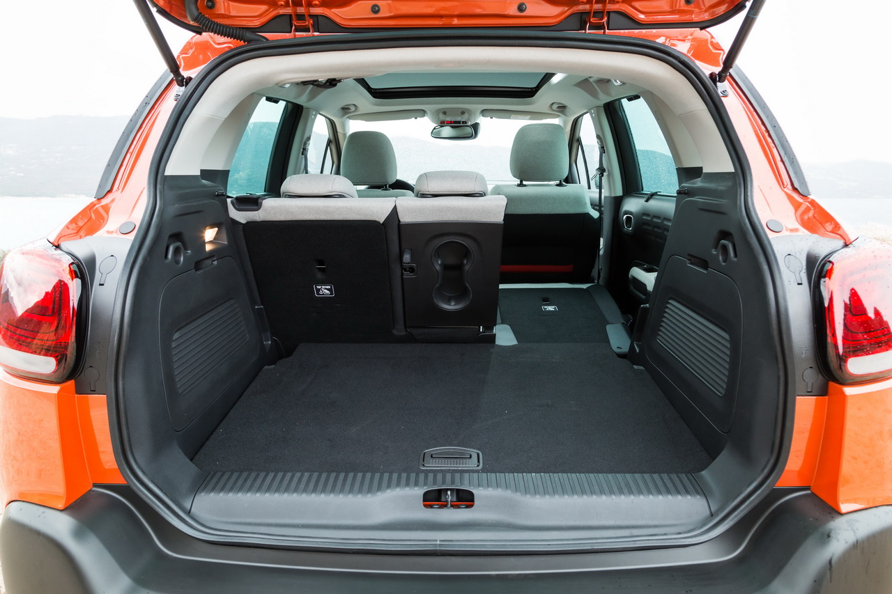 Photo 80 - coffre citroen c3 aircross shine Puretech 110 ETA6 - Essai ...