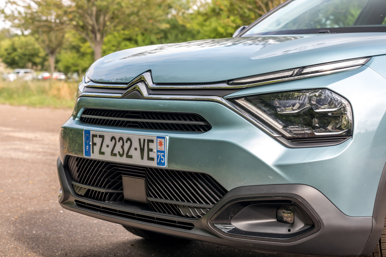 Diaporama et photos - Essai Citroën C4 PureTech 100. Le test de la ...