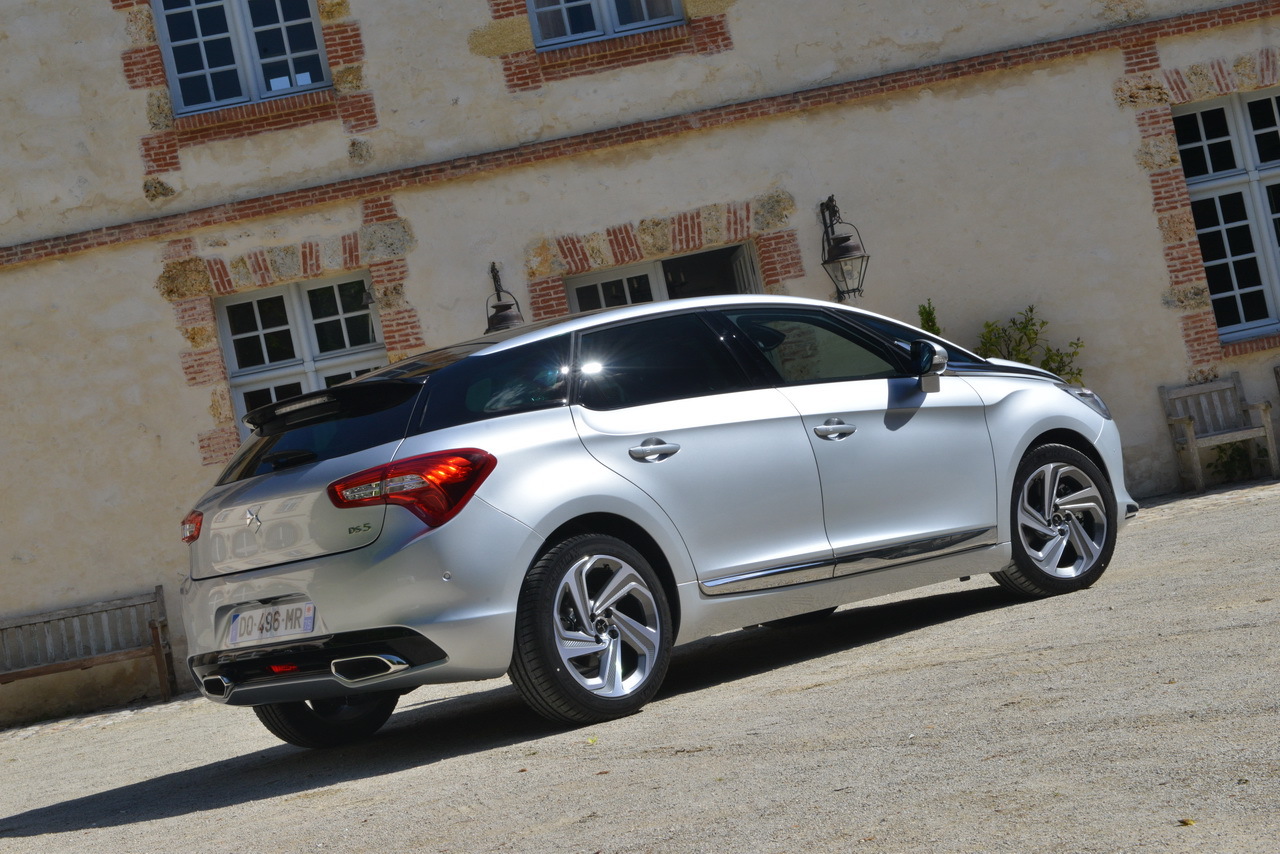 Photo 8 - Essai nouvelle DS5 restylée (2015) : mieux sans Citroën