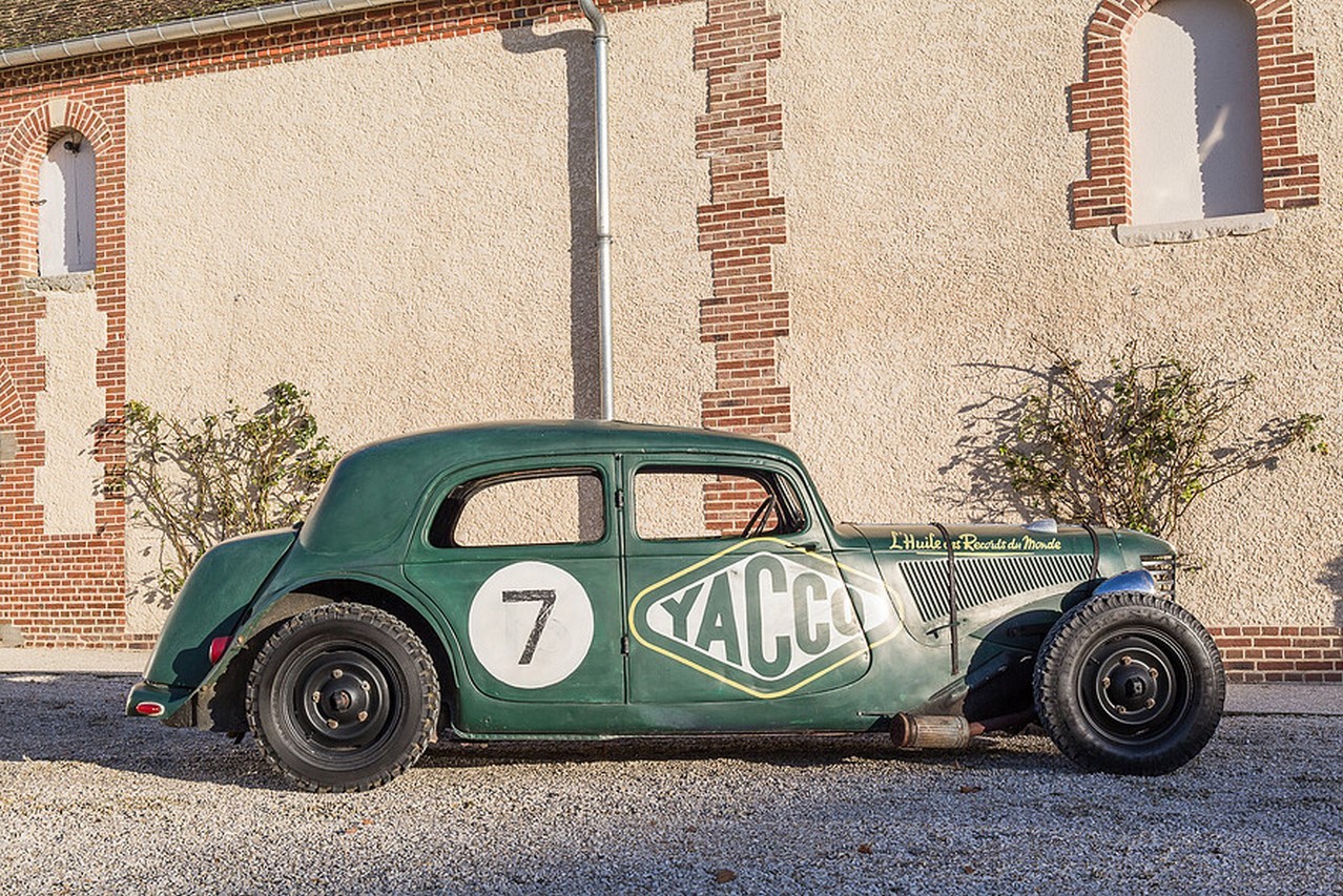 Photo 2 - Citroën Traction Avant Hot Rod - Une Citroën Traction ...