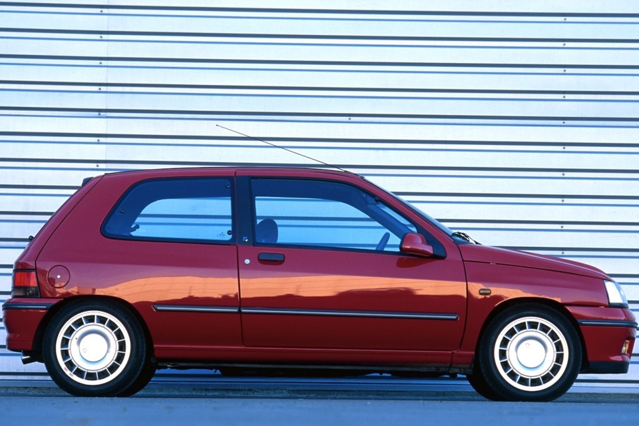 Renault Clio 16S (1991). « L'autre » Clio sportive passe en collection
