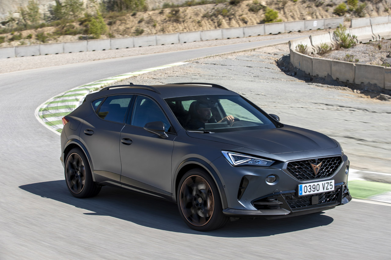 Photo 2 - Cupra Formentor VZ5 circuit - Essai Cupra Formentor VZ5 ...