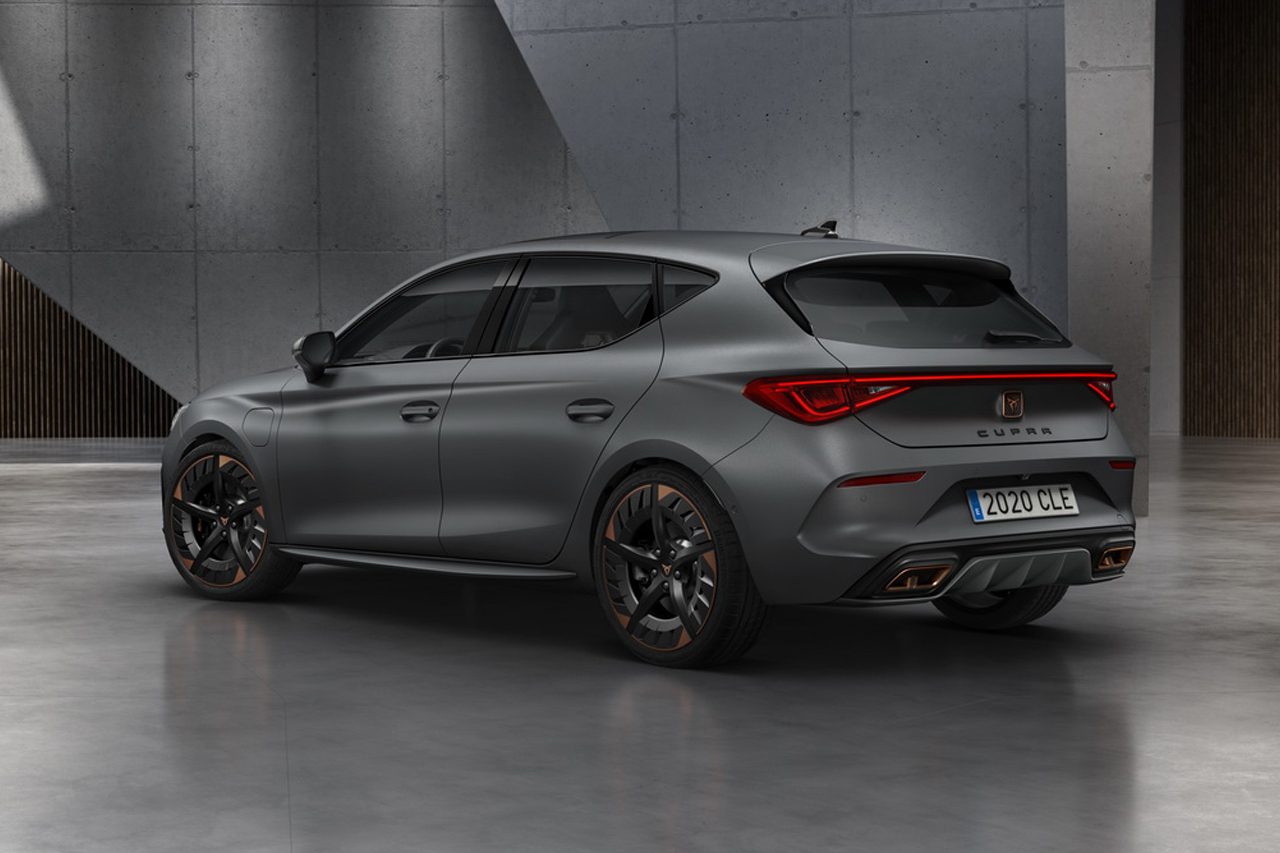 Photo 4 - Cupra Leon PHEV hybride rechargeable - Cupra Born (2021). La ...