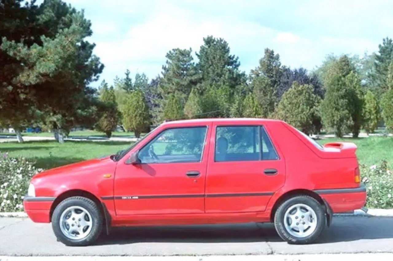 Photo 34 - Dacia Nova 524 - Toutes les Dacia en images