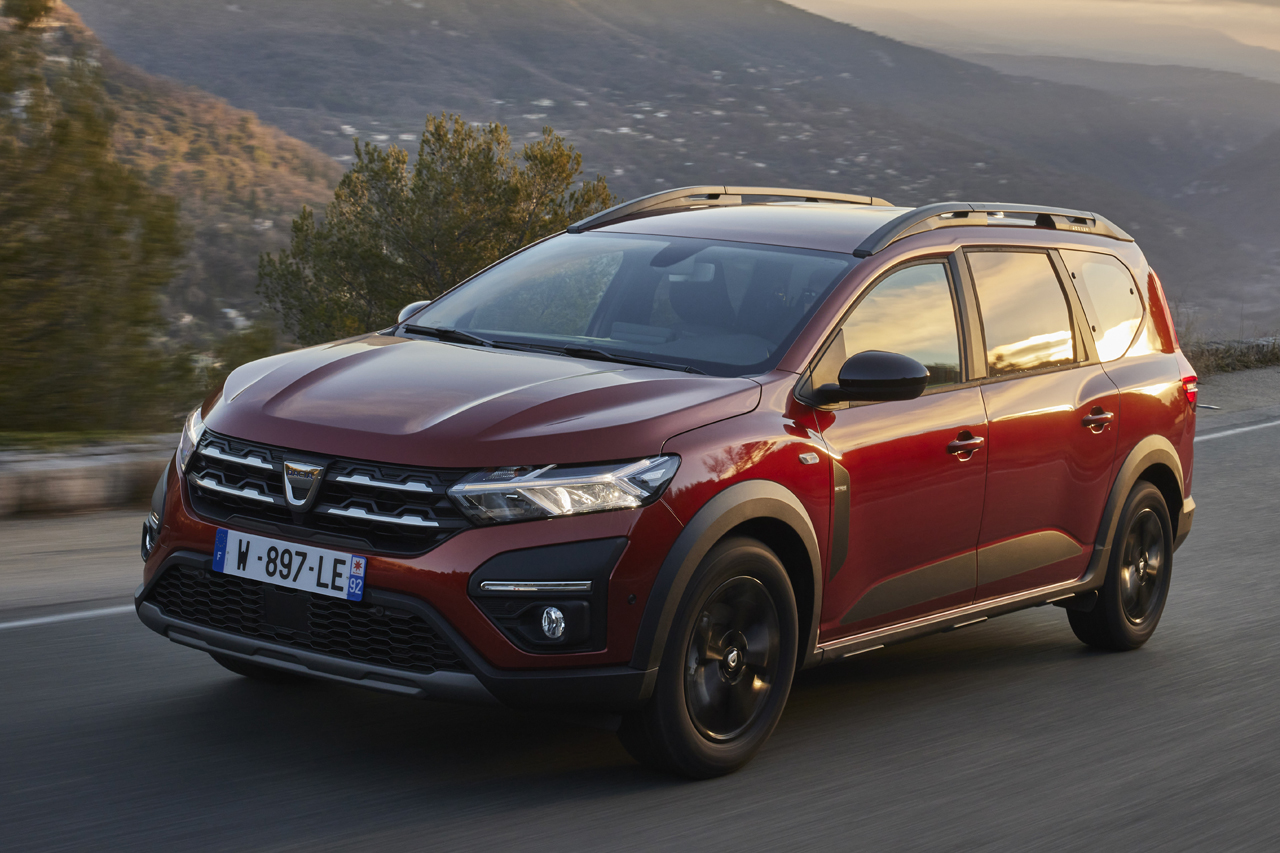 Dacia. Une influence Aston Martin dans le design des futurs modèles