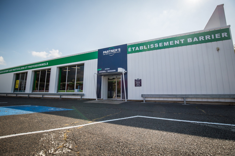 Photo 2 - Partner's change d'identité visuelle pour homogénéiser son réseau