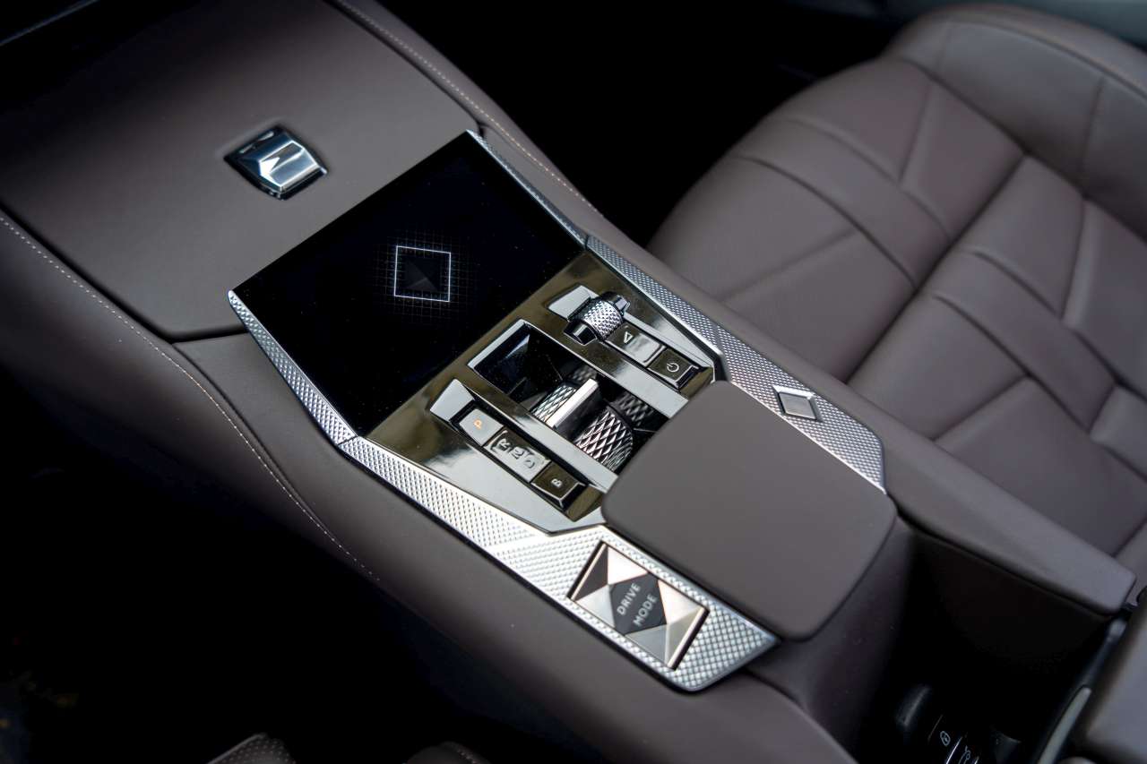 DS4 Opéra (2021). Bienvenue à bord de la compacte chic